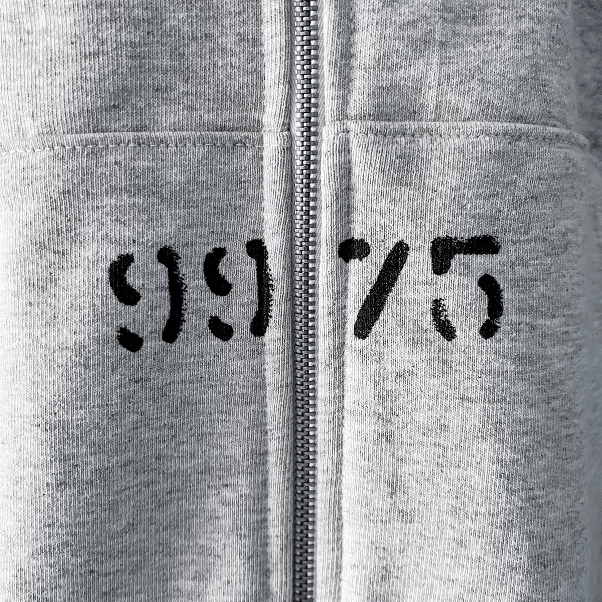 2023 LOVELETTER ZIP-UP HOODIE – GGITS